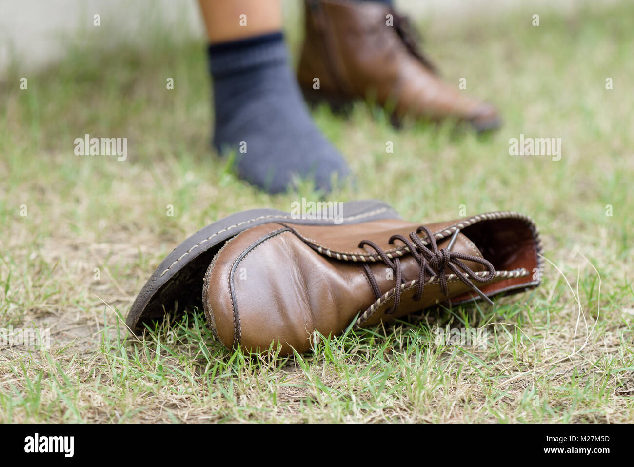 torn women shoe, closeup broken women leather shoe need to repair Stock ...