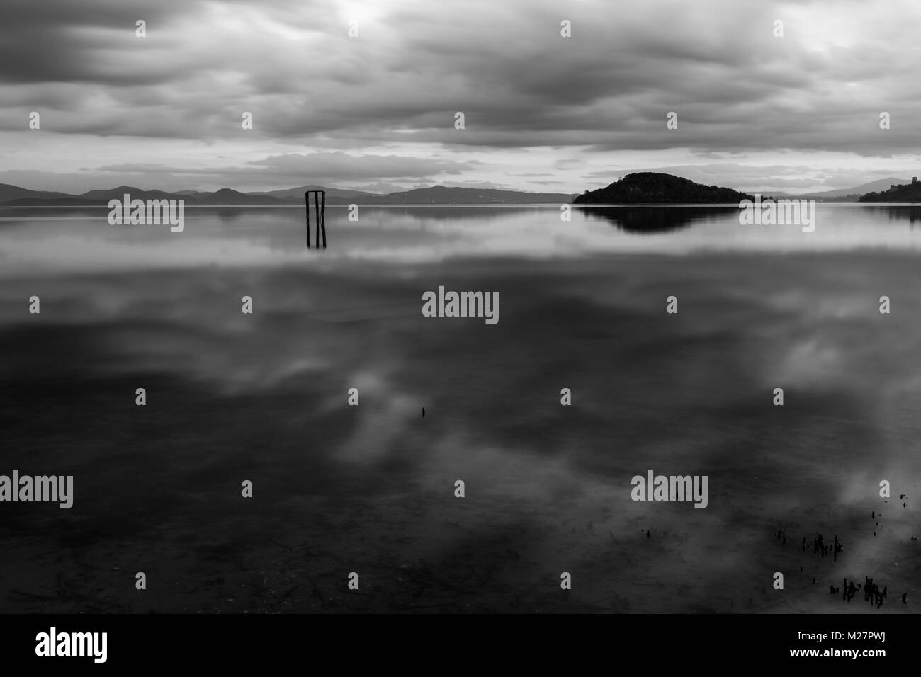 Reflection with symmetry hi-res stock photography and images - Alamy