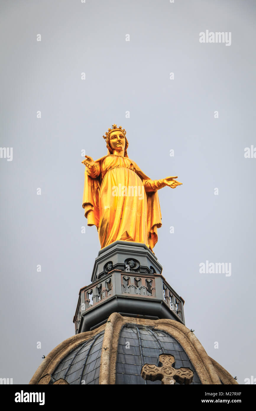 statue of Mary made in 1852 by Joseph-Hugues Fabisch and placed above ...