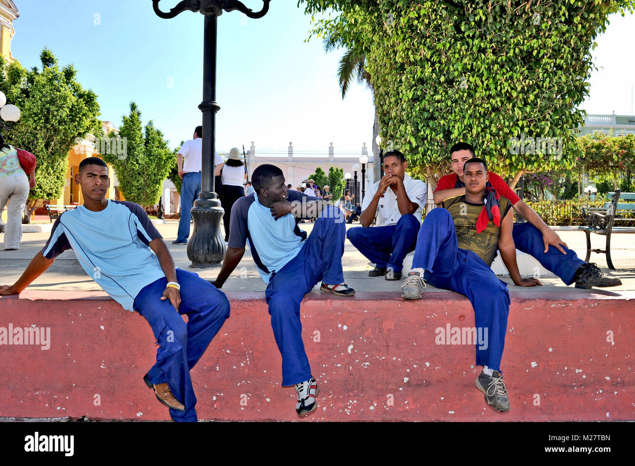 Young cuban men hi-res stock photography and images - Alamy