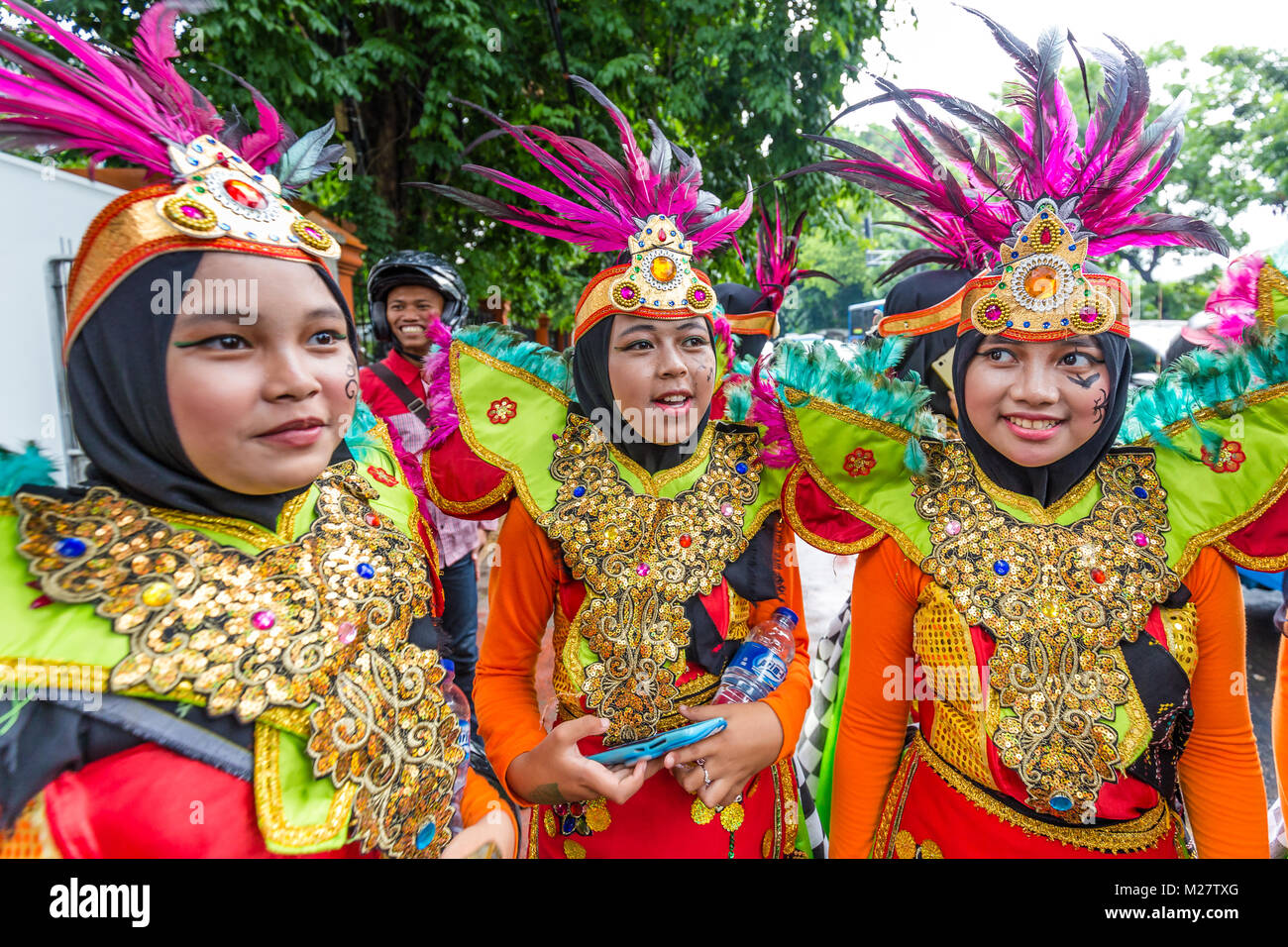 Girls in traditional clothes in Jakarta Indonesia Stock Photo - Alamy