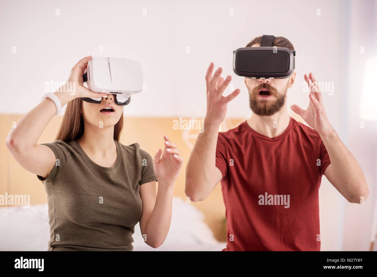 Wearing vr headsets hi-res stock photography and images - Alamy