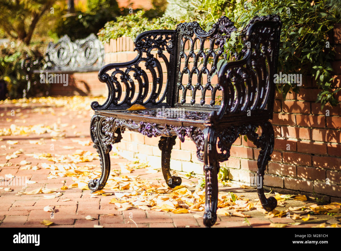 Garden bench and patio hi-res stock photography and images - Alamy