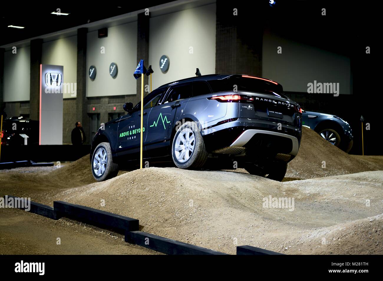 Range rover hi-res stock photography and images - Alamy