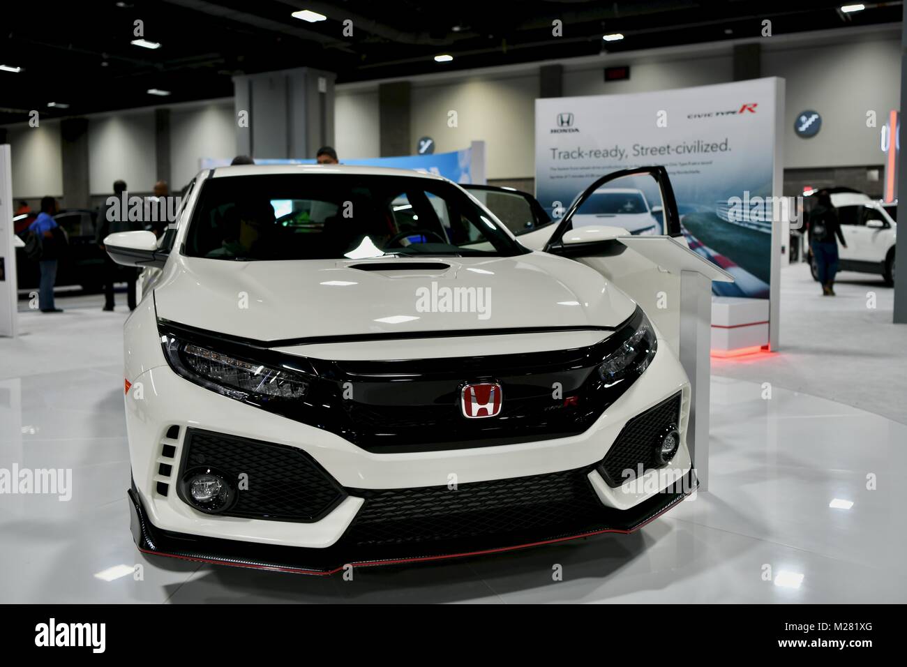 Honda car auto show hi-res stock photography and images - Alamy