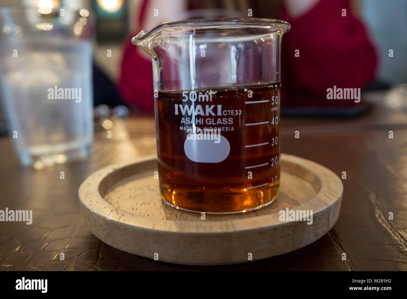 Small beaker hi-res stock photography and images - Alamy