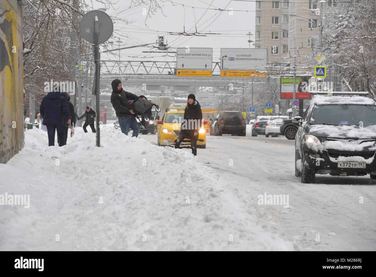 February 5, 2018. - Russia, Moscow. - The heaviest snowfall of the ...