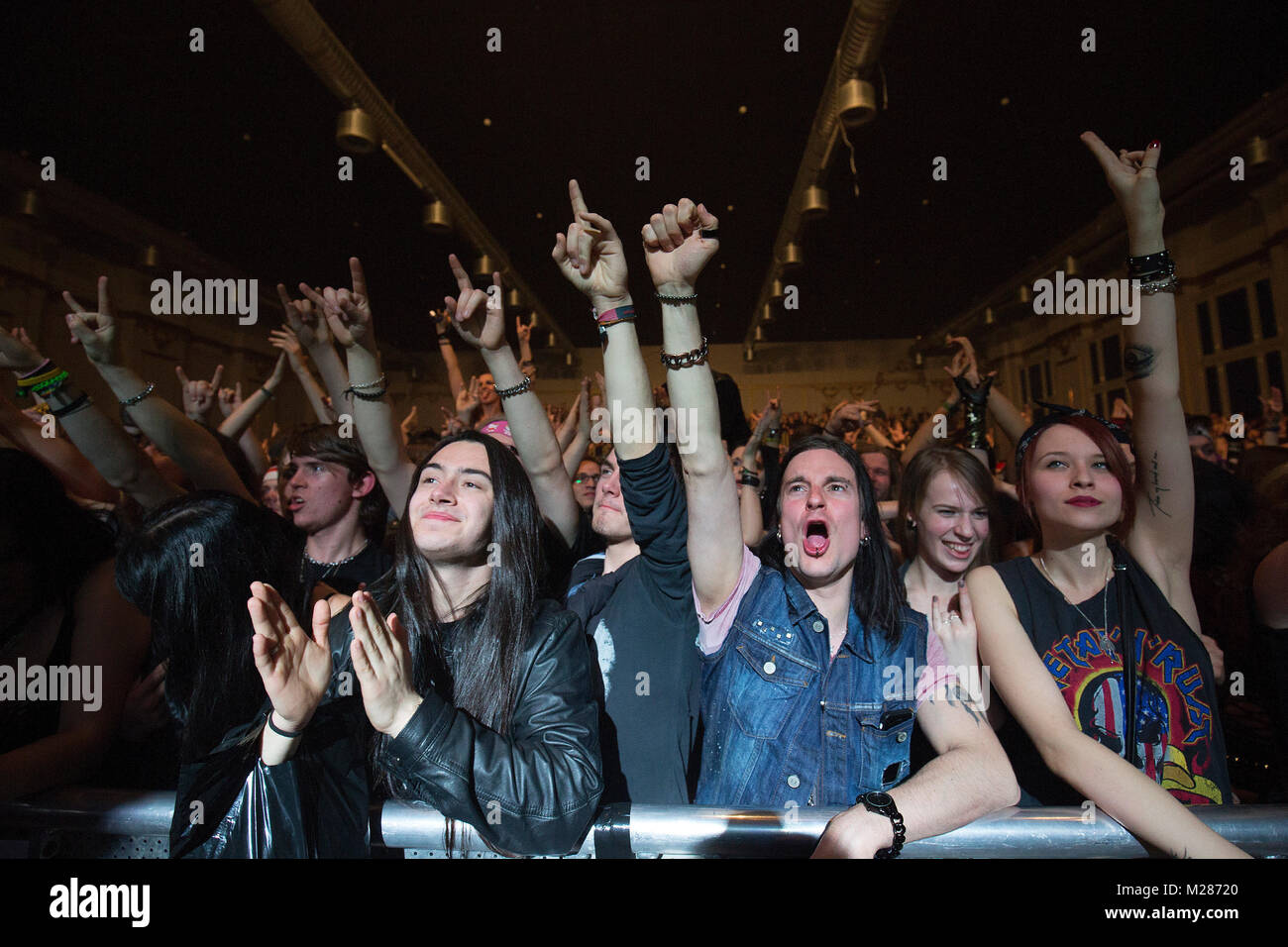 Glam rock fans hi-res stock photography and images - Alamy