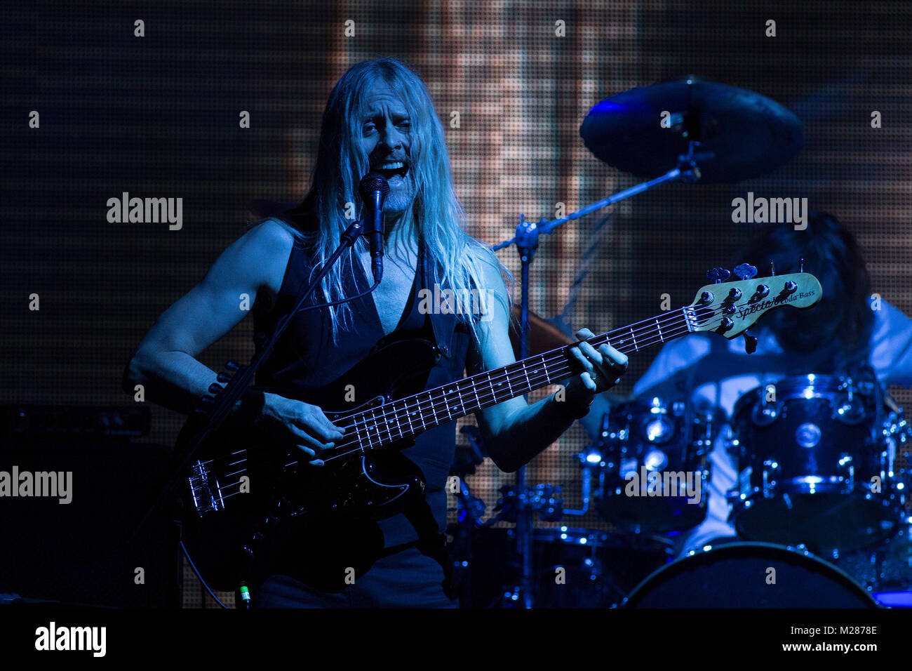 Nick beggs hi-res stock photography and images - Alamy