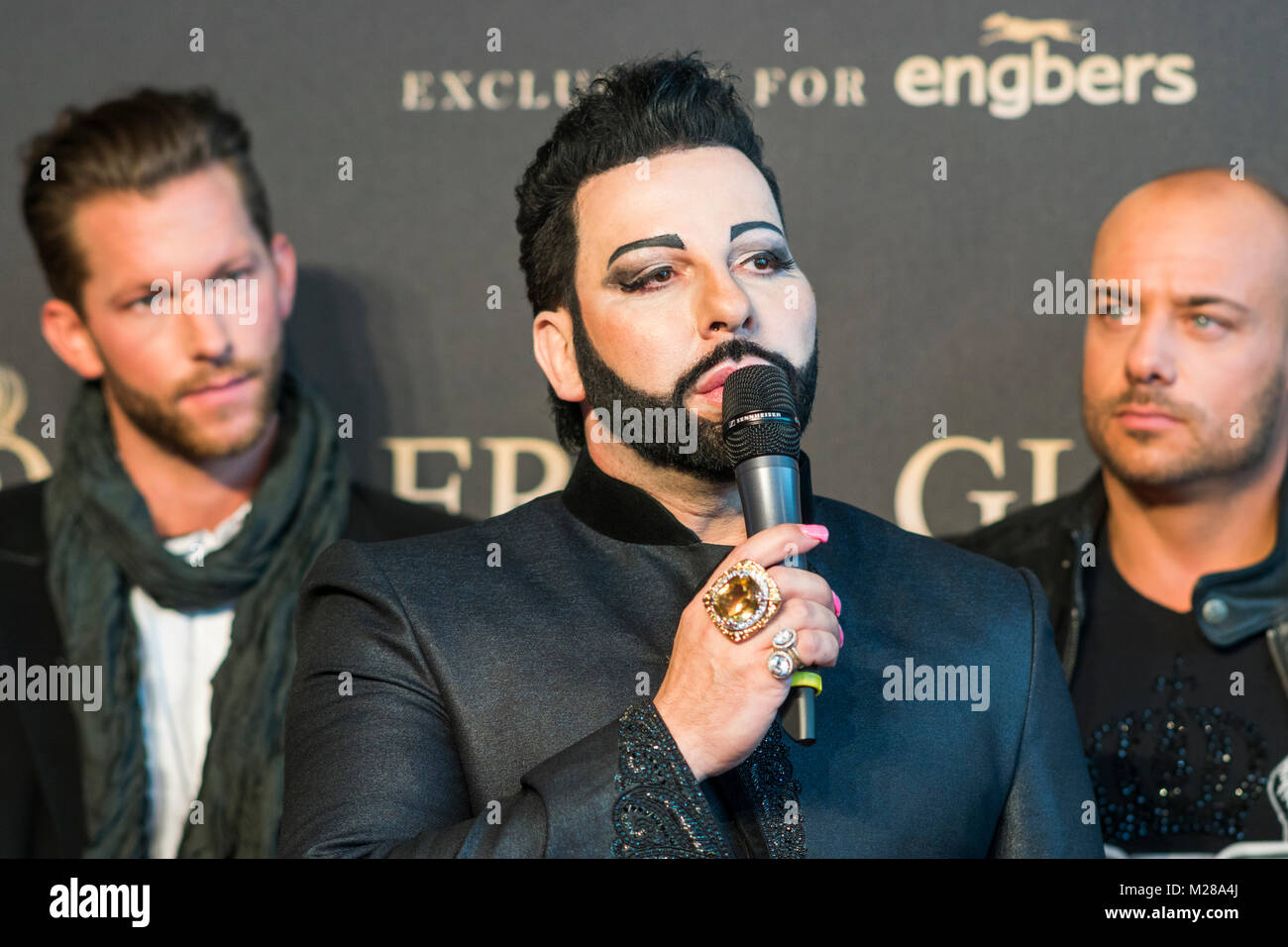 Oliver prinz hi-res stock photography and images - Alamy