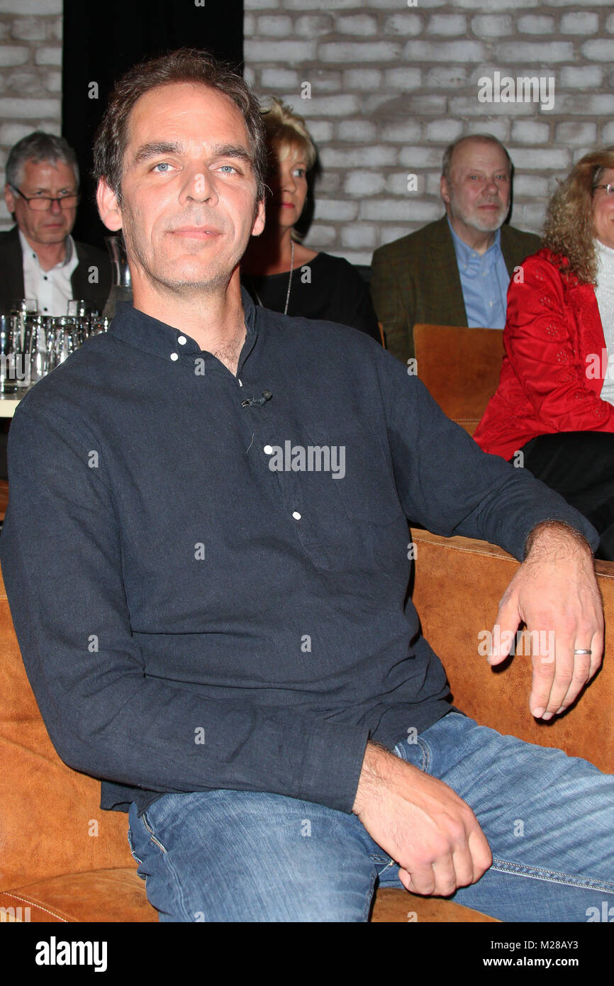 Harald Hoeppner - Gruender von Sea Watch, Aufzeichnung von 3nach9 im ...