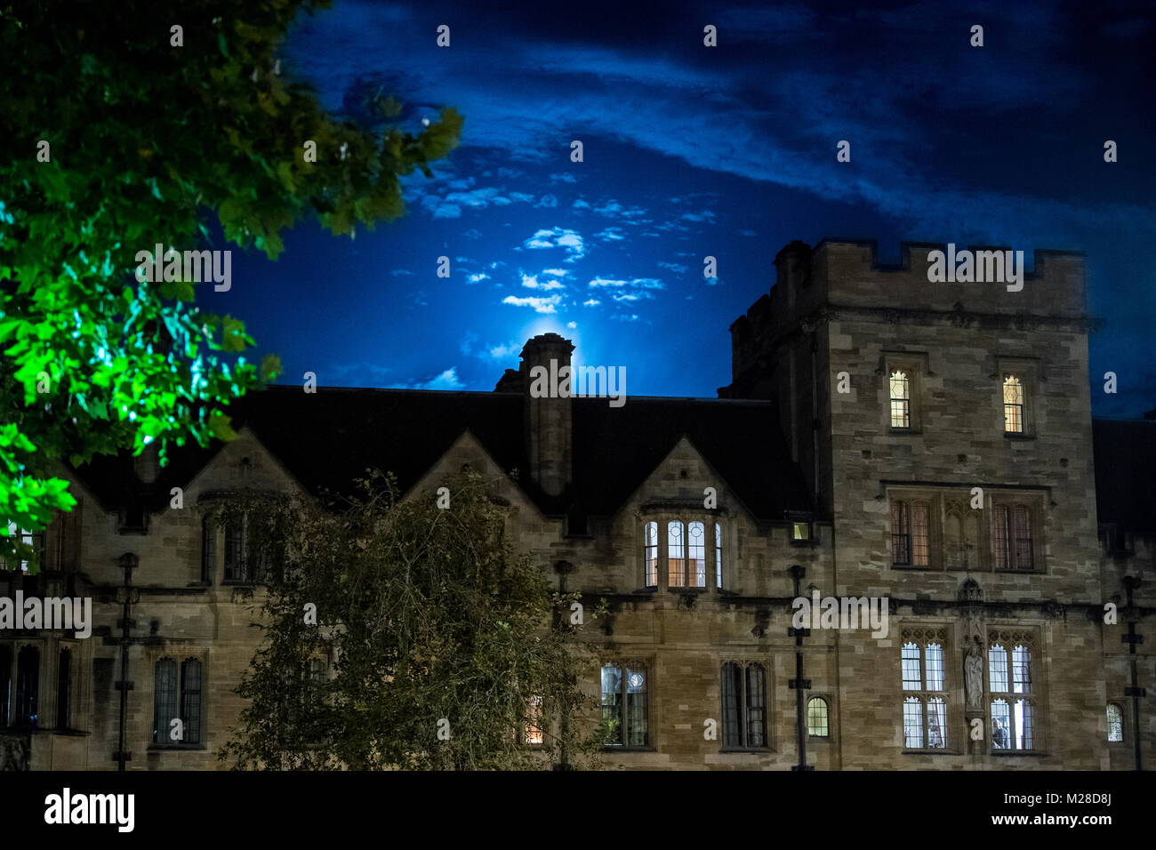 Oxford night moon hi-res stock photography and images - Alamy