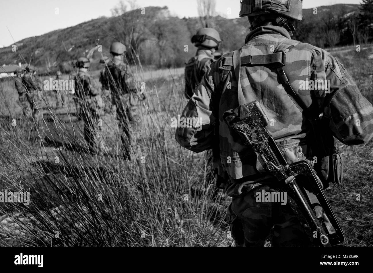 Militaire training Black and White Stock Photos & Images - Alamy
