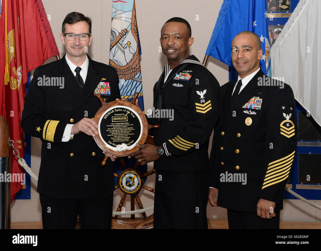 Spawar systems san diego hi-res stock photography and images - Alamy