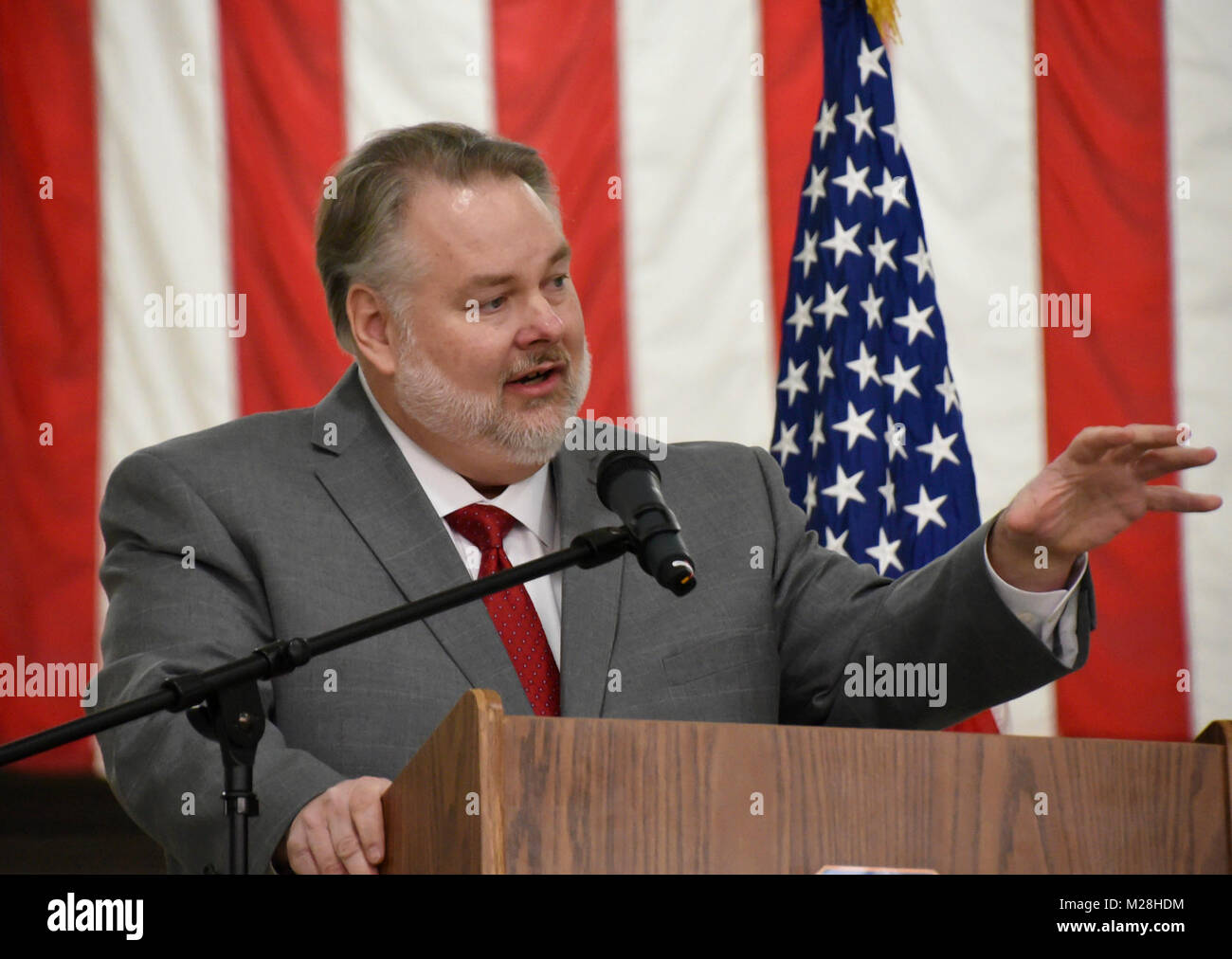 Mark Romanchuk, the Ohio Representative from District 2, congratulates ...