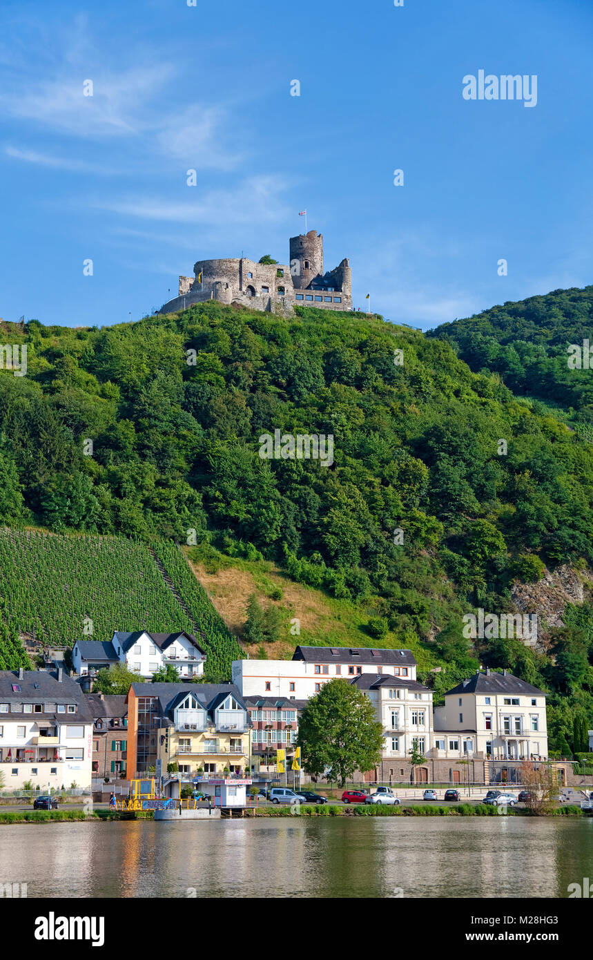 Germany wine moselle castle hi-res stock photography and images - Alamy