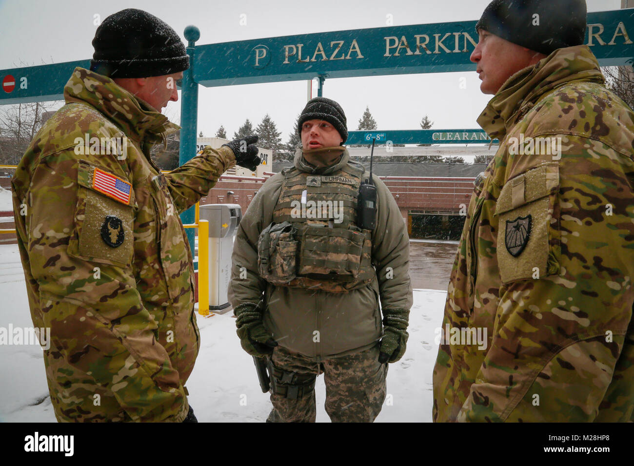 Minnesota National Guard senior leadership visit Soldiers on duty ...