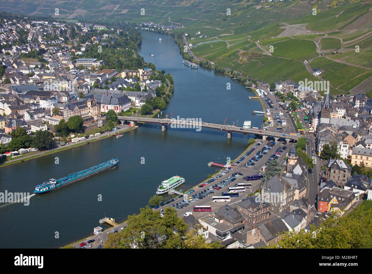 Bernkastel kues moselle bridge hi-res stock photography and images - Alamy