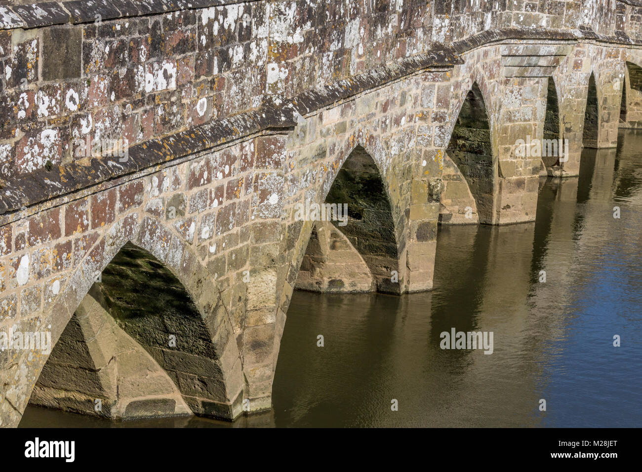 Bridge over dorset stour river hi-res stock photography and images - Alamy