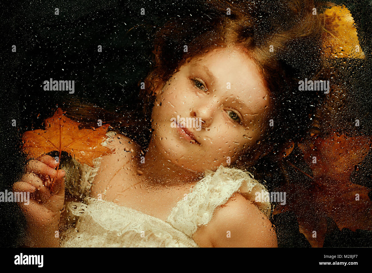 Water drops and portrait hi-res stock photography and images - Alamy