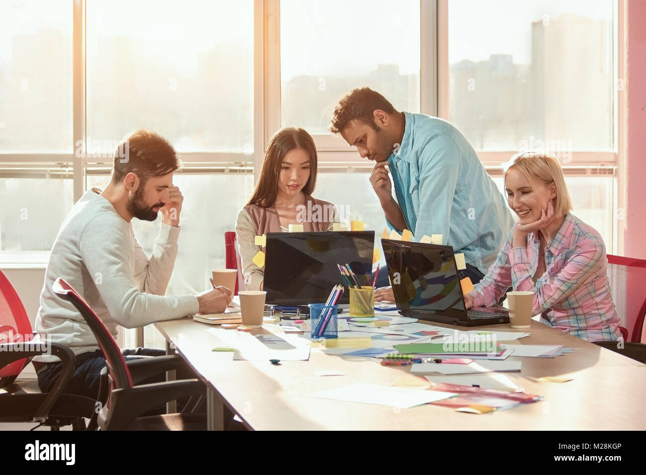 Group visualization hi-res stock photography and images - Alamy
