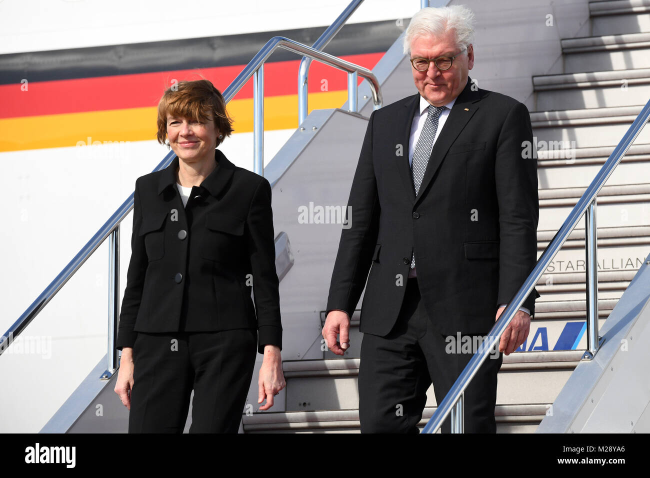 German President Frank-Walter Steinmeier (R) and his wife Elke ...