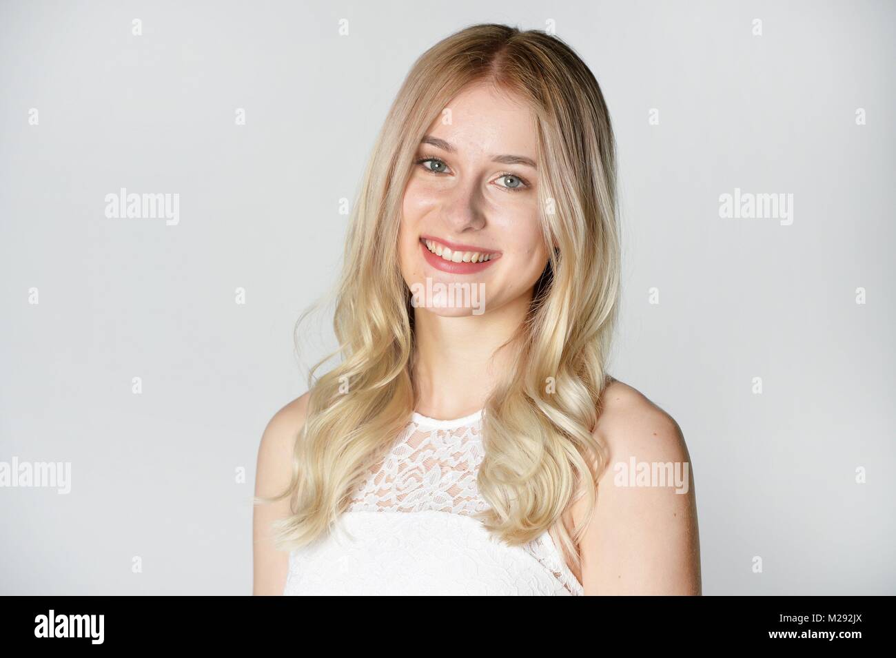 Laura-Sophie Hering (Miss Hamburg), candidate of "Miss Germany" poses ...