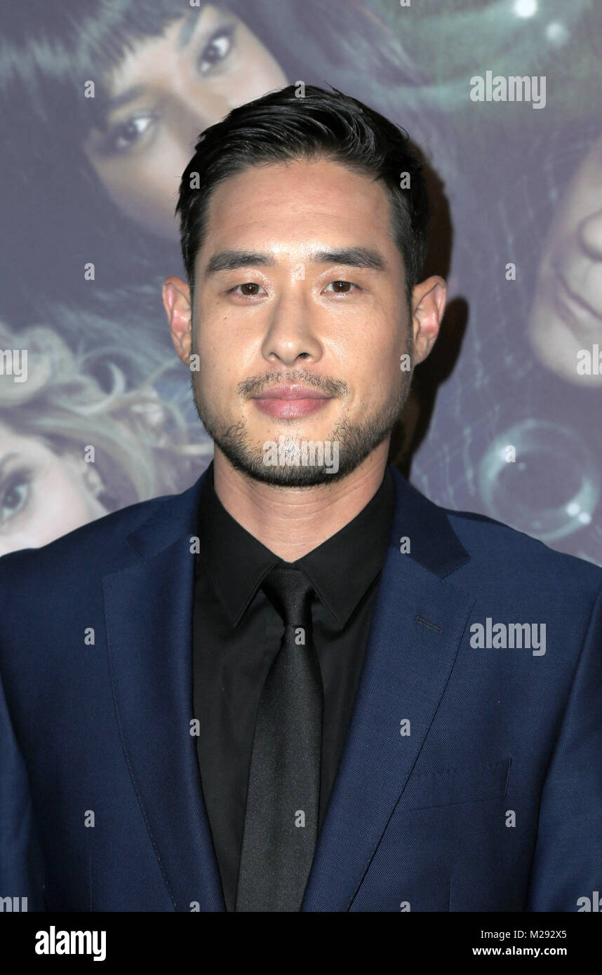 Raymond lee hi-res stock photography and images - Alamy