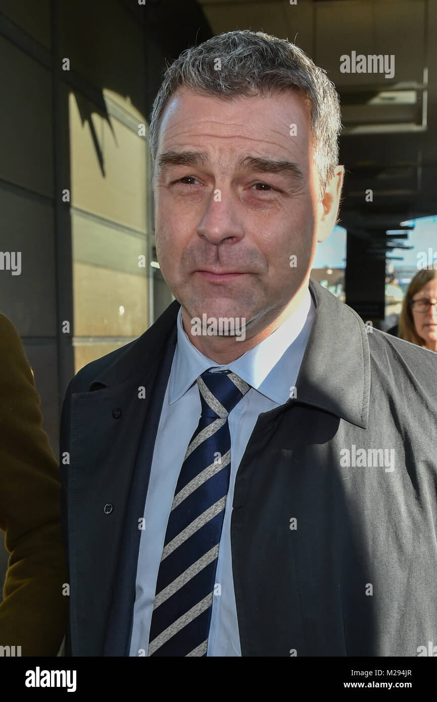 Peter howson hi-res stock photography and images - Alamy