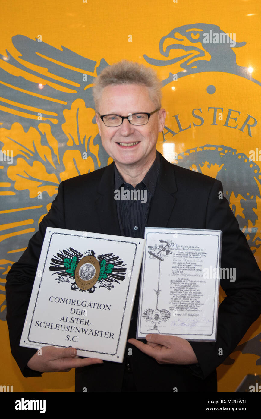 The new "Ehren-Alster-Schleusenwaerter" (lit. "honorary lock attendant ...