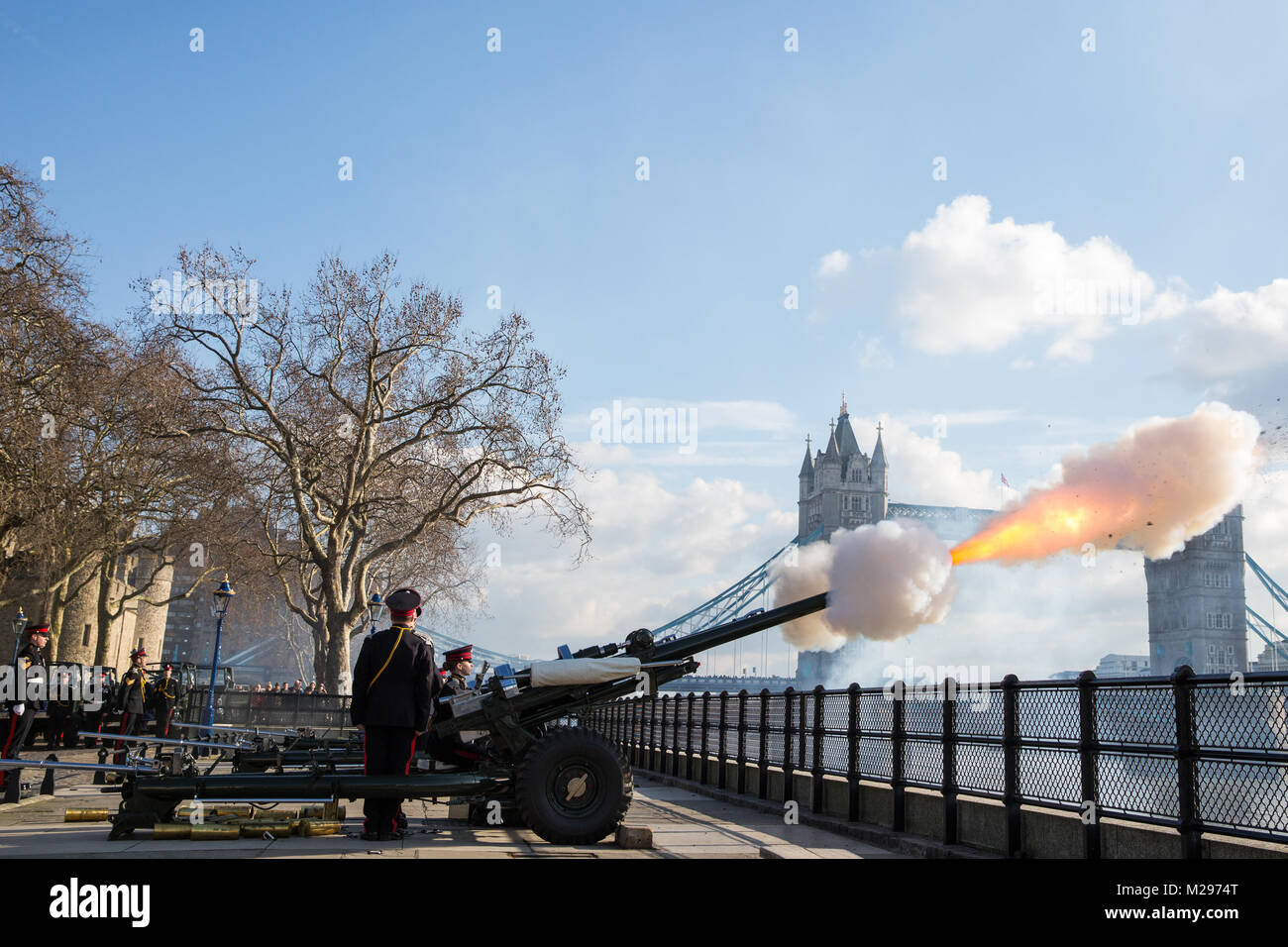 London, UK. 6th Feb, 2018. Soldiers in ceremonial attire from the ...