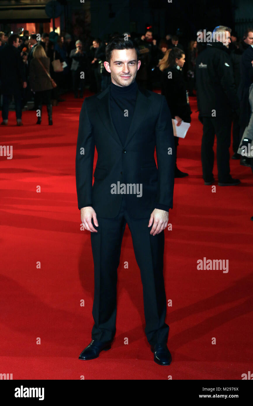 Jonathan bailey hi-res stock photography and images - Alamy