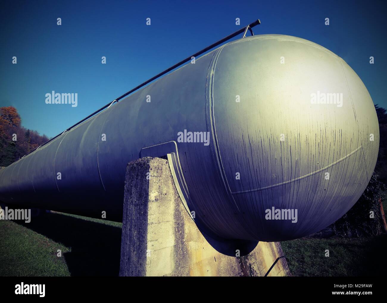 big cylindrical container for the storage of natural gas in an ...