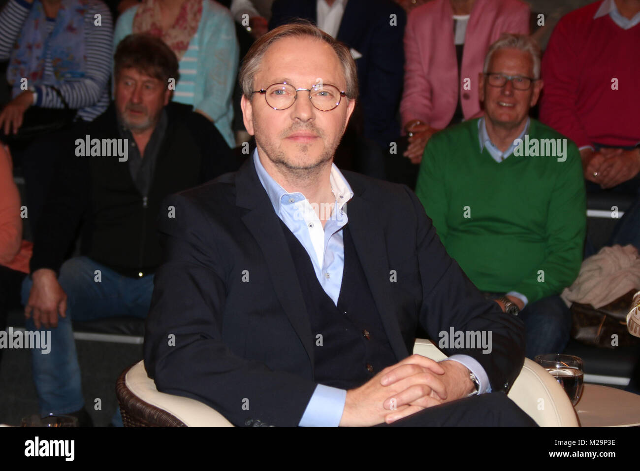 Olli Dittrich (Musiker, Schauspieler), Lanz, Aufzeichnung 1 vom 27.05. ...