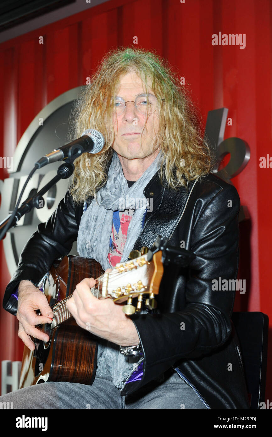David Lowy High Resolution Stock Photography and Images - Alamy