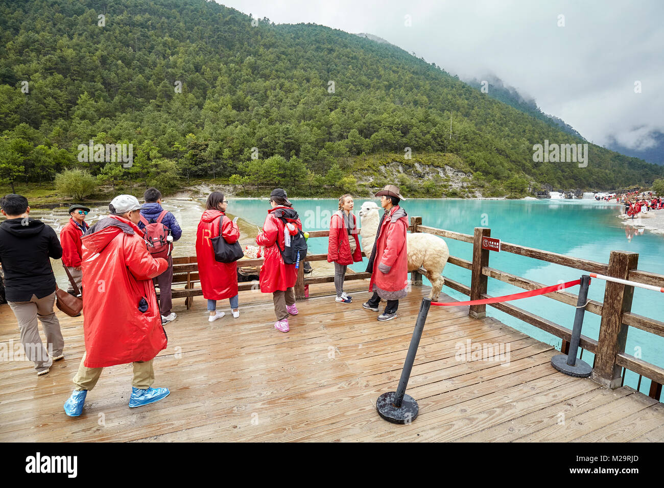 White jade river hi-res stock photography and images - Alamy