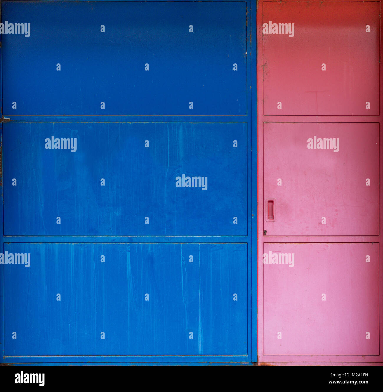 Metal doorway background Stock Photo - Alamy