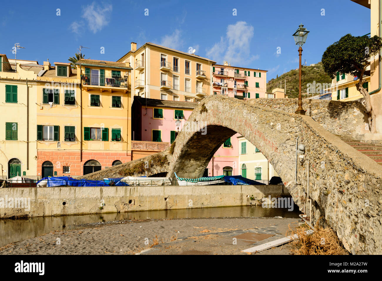 Genova historical hi-res stock photography and images - Alamy