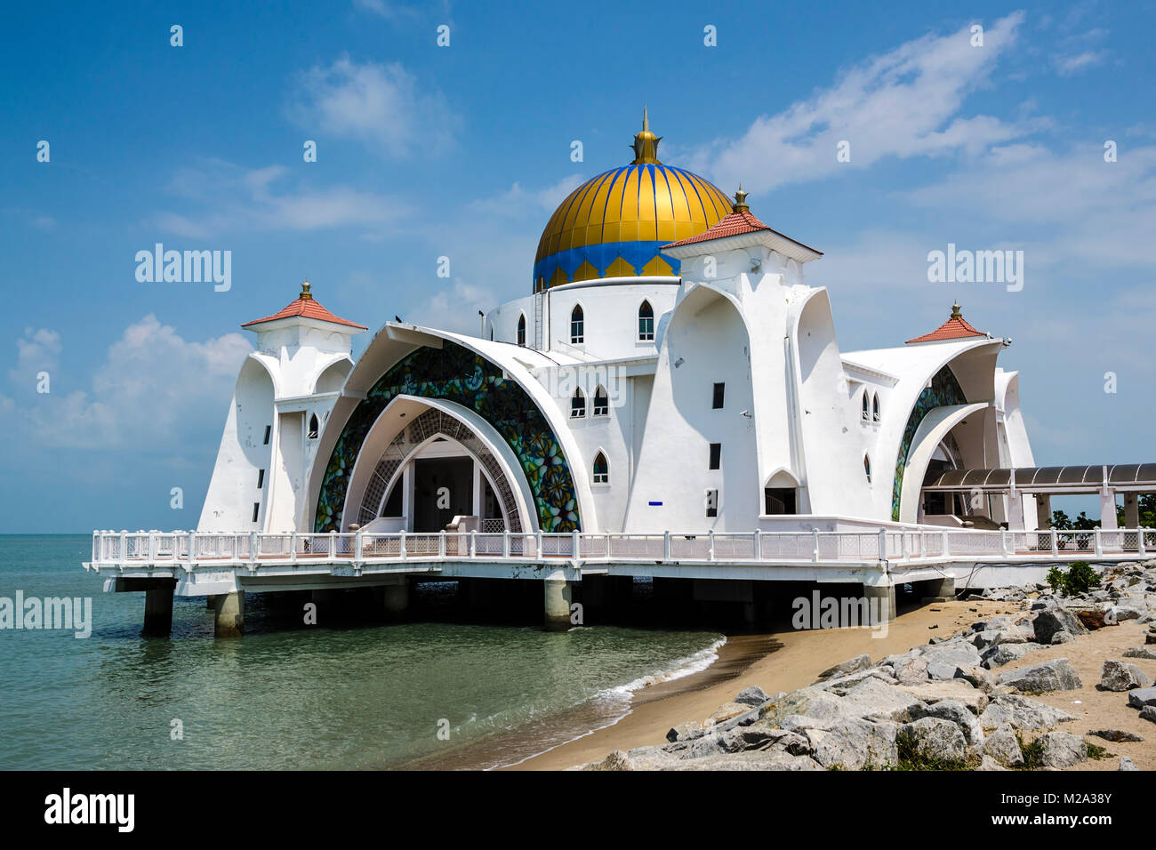 Masjid selat melaka hi-res stock photography and images - Alamy