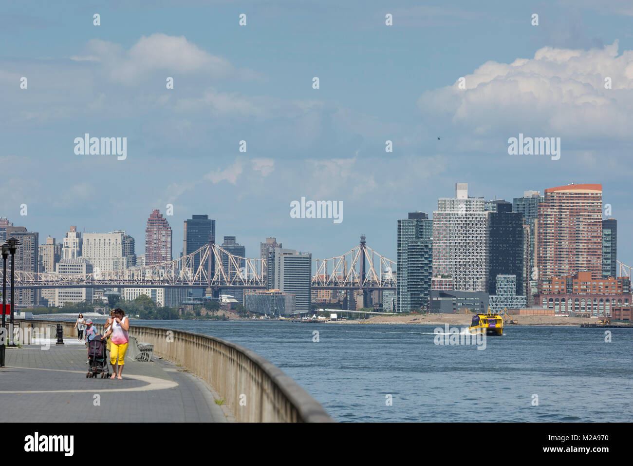 City of new york parks department hi-res stock photography and images ...