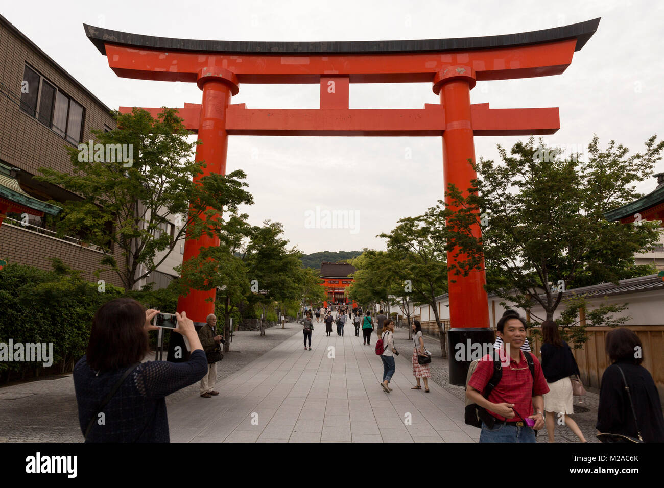 Kyoto japan giant torii gate hi-res stock photography and images - Alamy