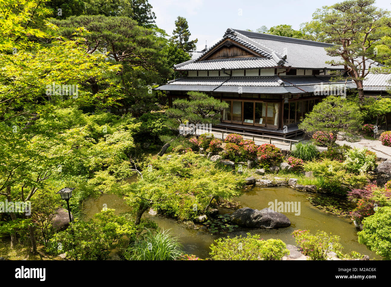Yoshiki-en pond garden, Nara, Nara Prefecture, Kansai region of Japan ...