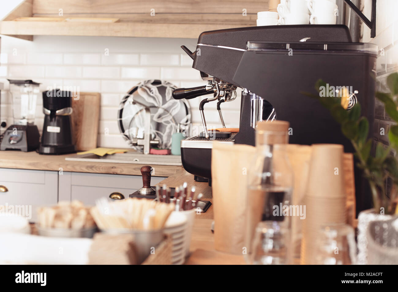 Tea house setting hi-res stock photography and images - Alamy