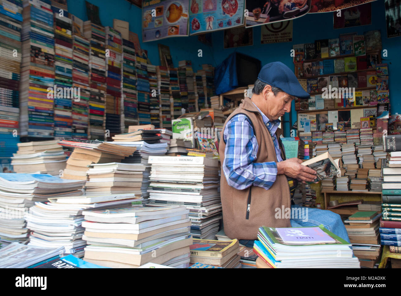Man reading in study hi-res stock photography and images - Alamy