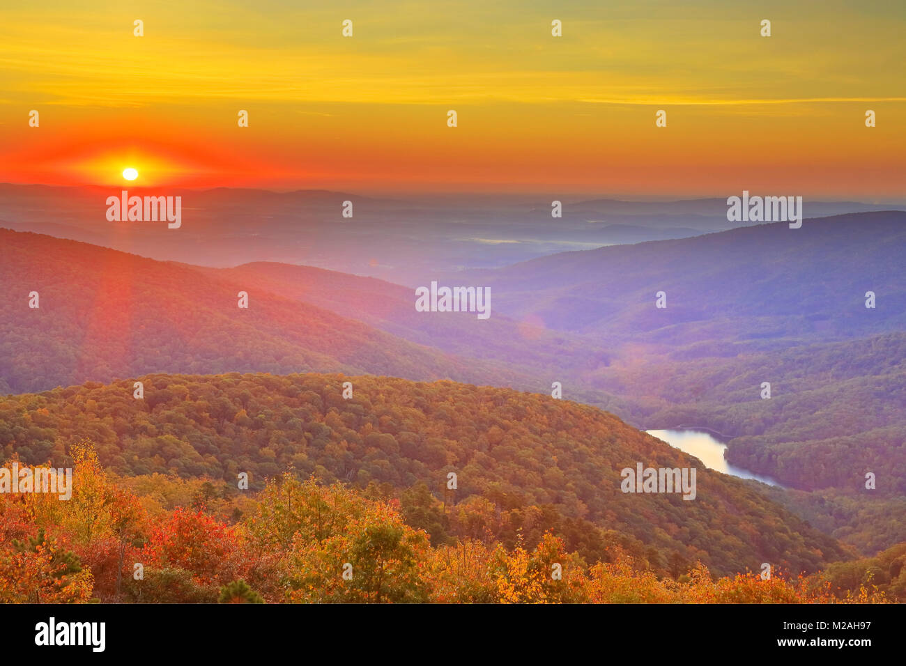 Sunrise, Moormans River Overlook, Shenandoah National Park, Virginia ...