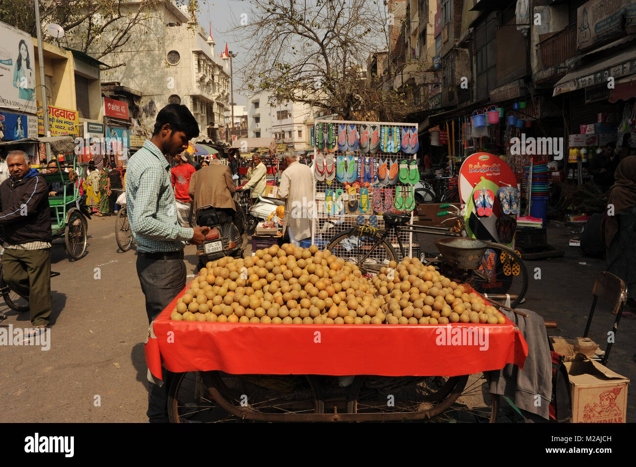 A busy street scene in Paharganj, India Stock Photo - Alamy