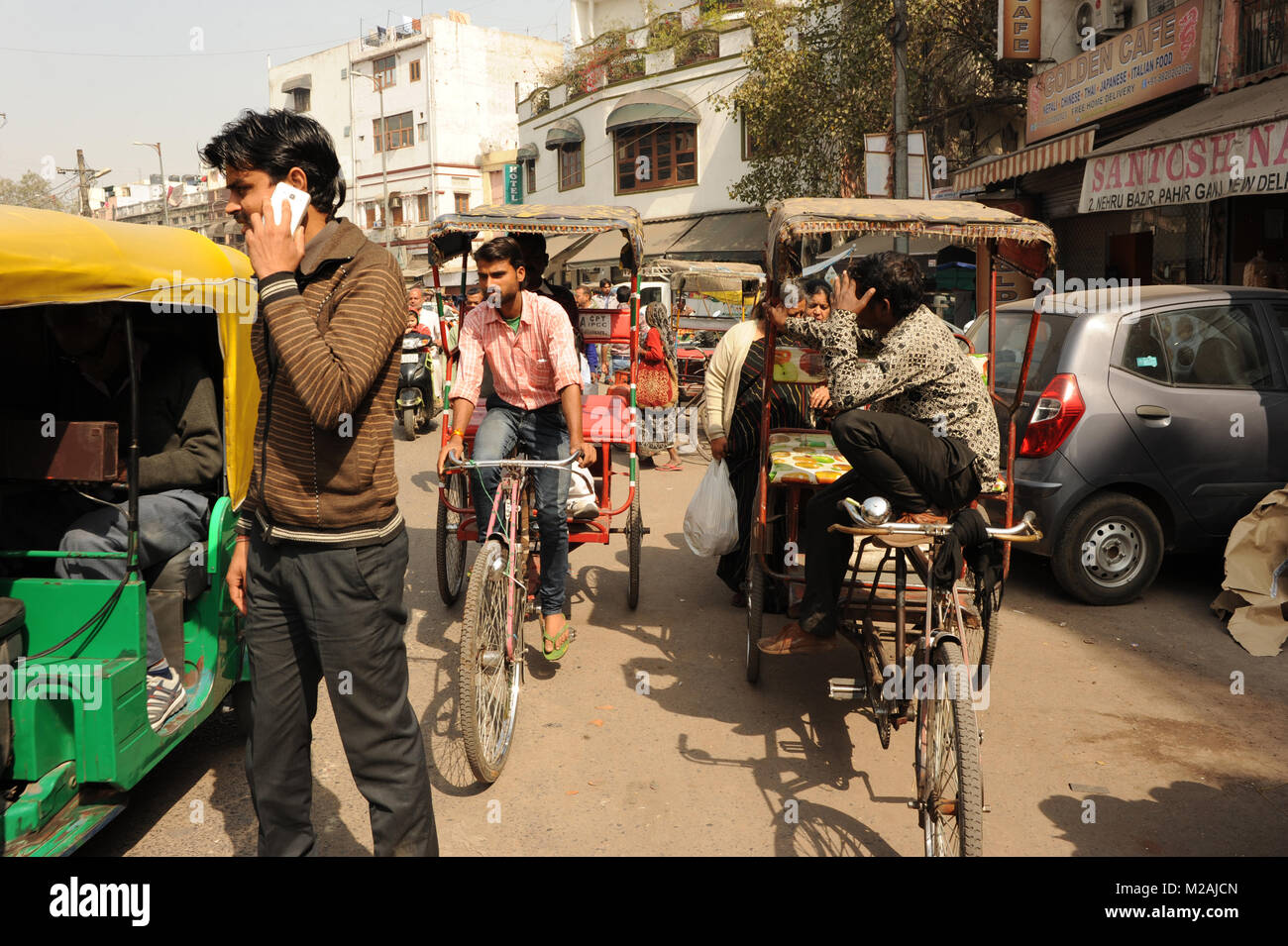 A busy street scene in Paharganj, India Stock Photo - Alamy