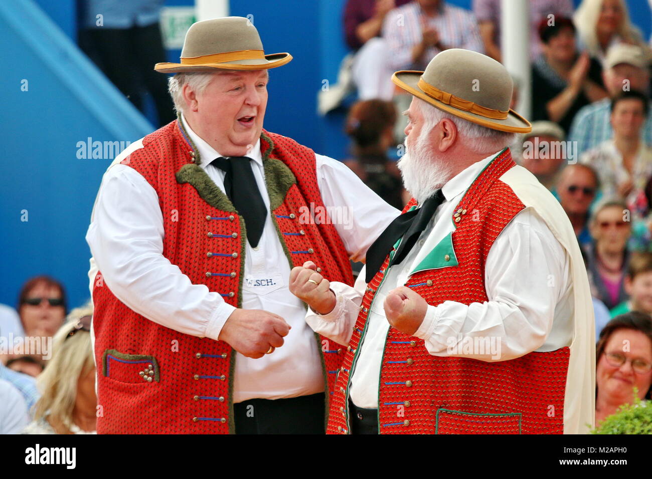 Wolfgang schwalm und wilfried gliem gesangsduo saenger musiker hi-res ...