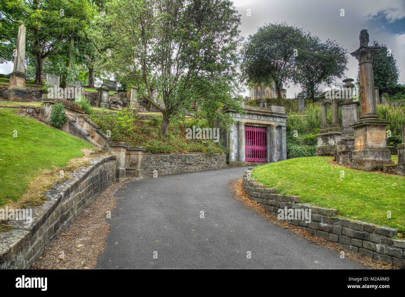 Glasgow cemetery hi-res stock photography and images - Alamy
