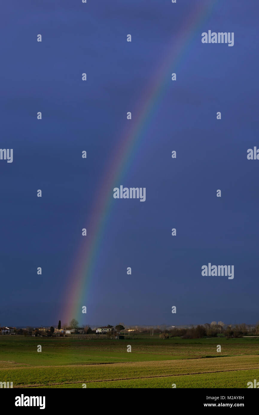 Big rainbow hi-res stock photography and images - Alamy